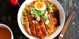 Ramen poulet : recette aux oeufs